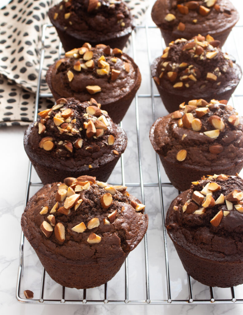 The difference between natural and Dutched cocoa / Jill Silverman Hough